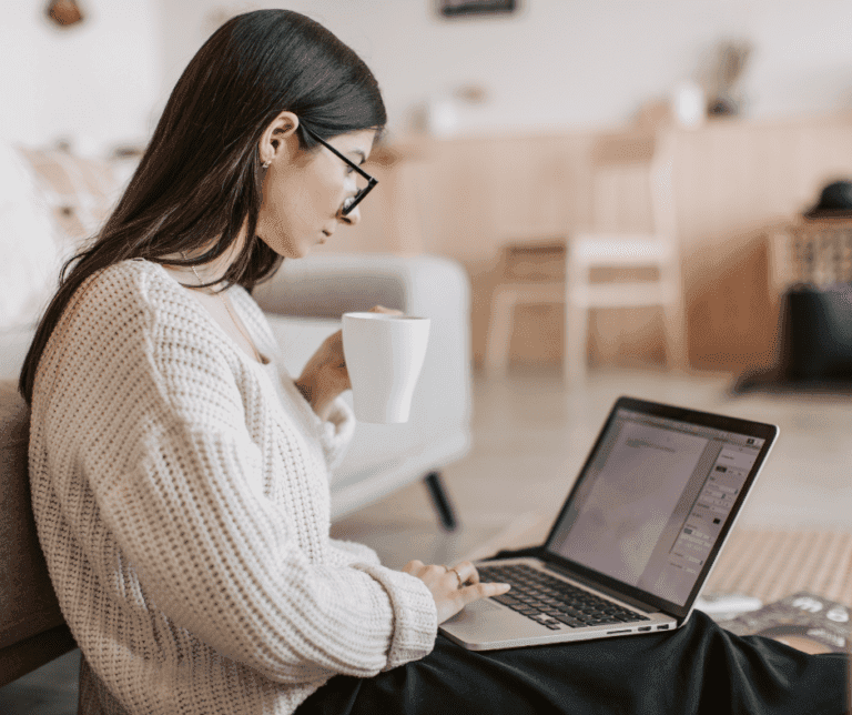 What Does a Creative Director Do? How Can I Become One? - Design Dash